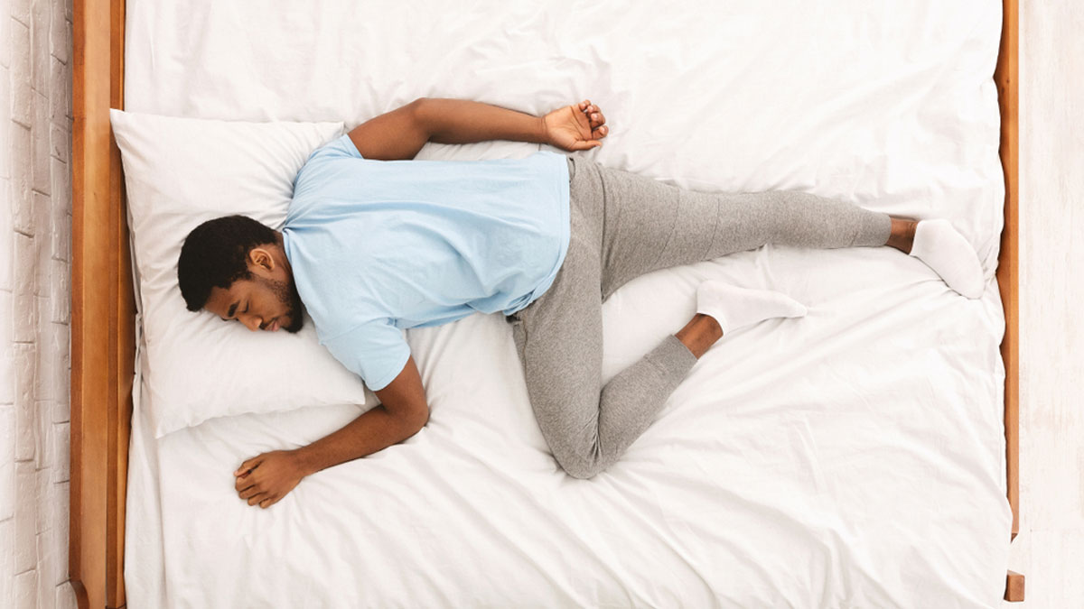 উপুড় হয়ে শোয়া নিয়ে যা বলেছেন প্রিয়নবী সা.